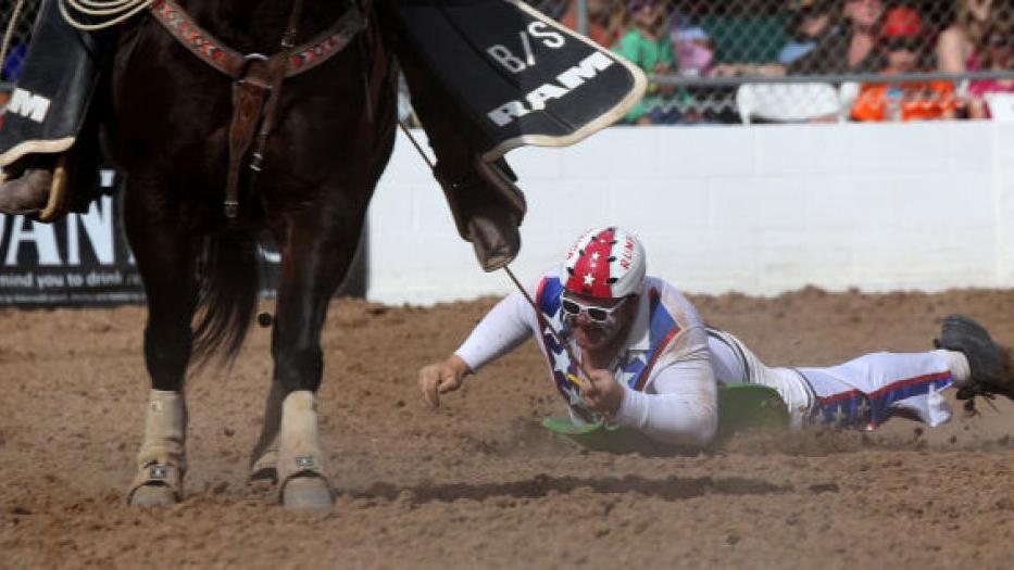 Rodeo clown Rumford brings smiles to crowds -- and gets some from his ...
