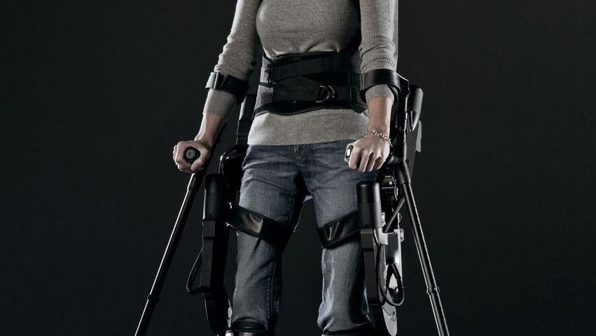 'Wearable robot' helping paralyzed Olympian to walk