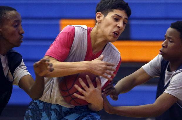 High school boys basketball: Cholla on facing Salpointe: 'It's not ...