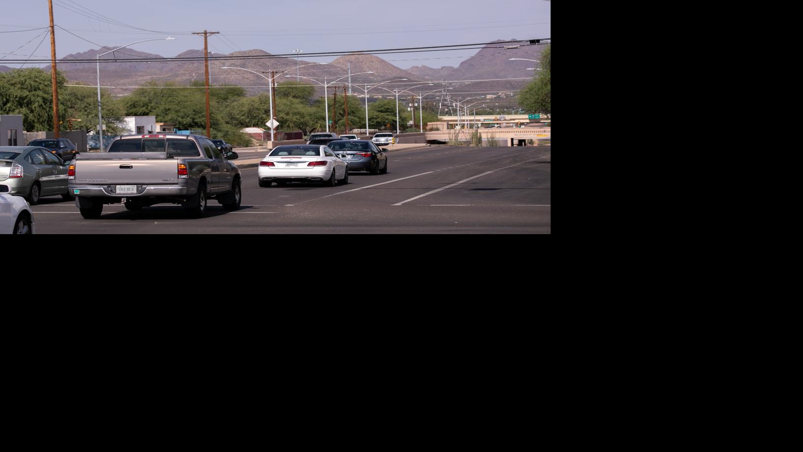 Road Runner: New flashing turn arrows installed in Tucson to protect ...