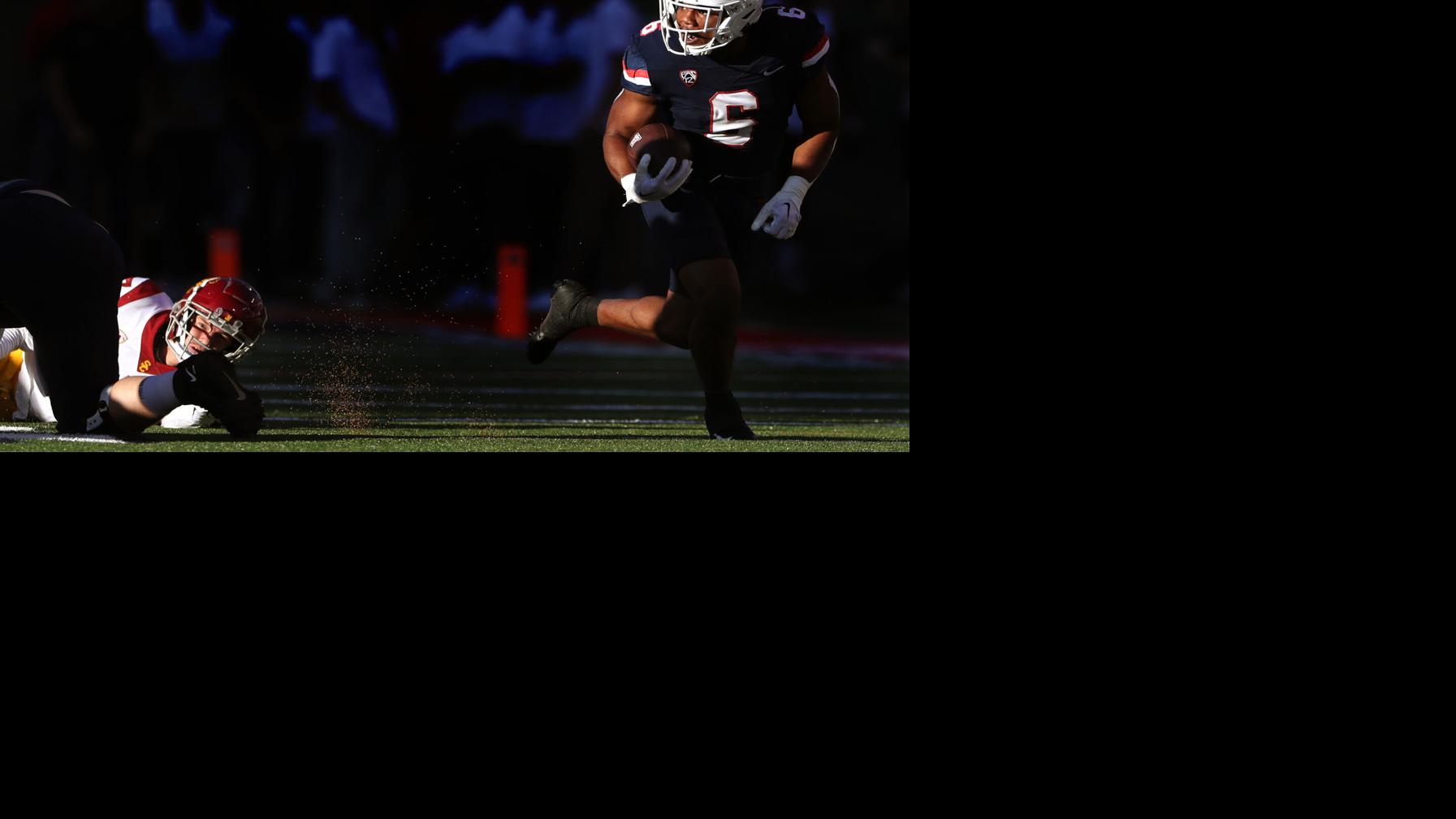 Photos: No. 10 USC out-slugs Arizona, 45-37, at homecoming football game