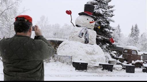 Giant snowman rises again in Alaska — mysteriously | News | tucson.com