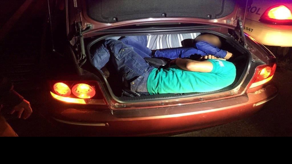 Feds says smugglers endanger migrants hiding in car trunks