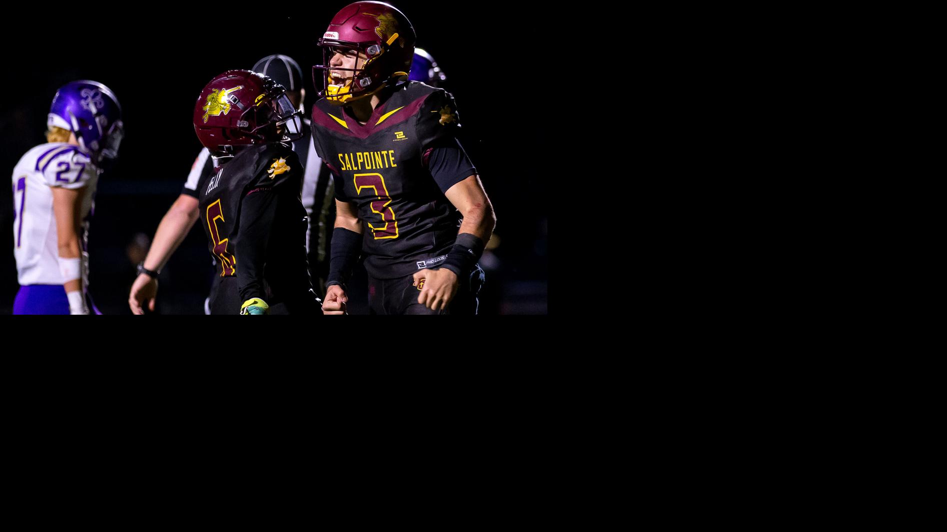 Behind Treyson Bourguet's 5 TDs, Salpointe Catholic advances to state ...