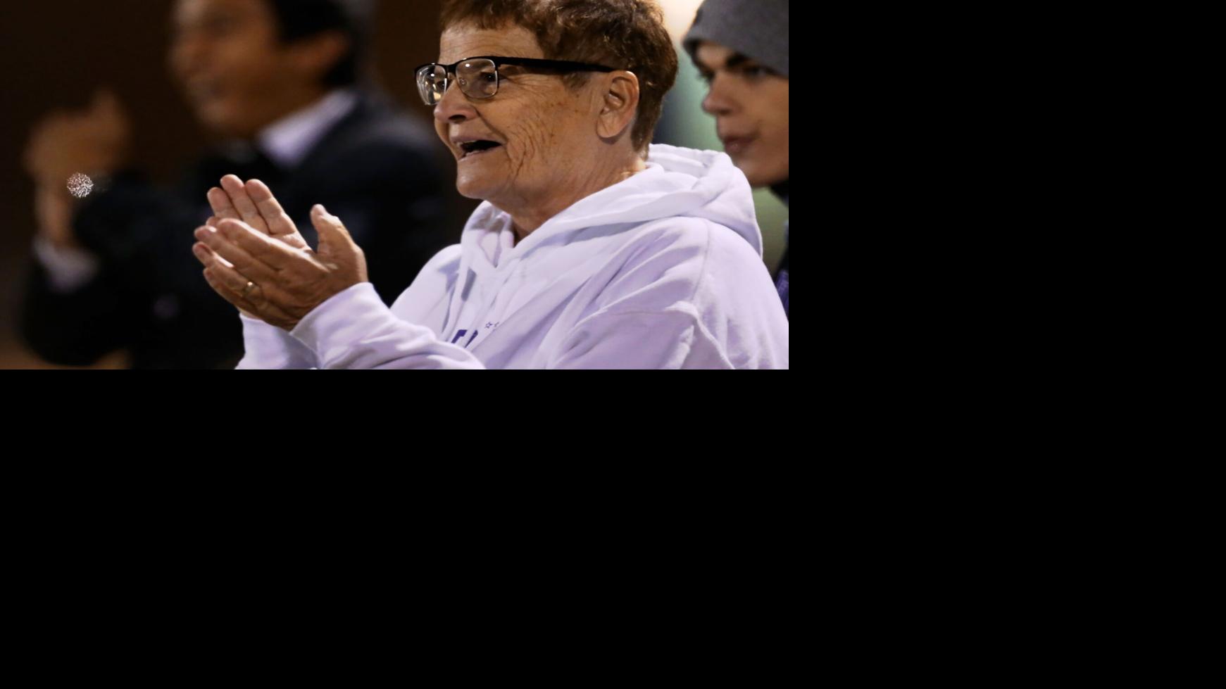 Greg Hansen's Sunday Notebook: Roxanne Taylor gets 500th win ...