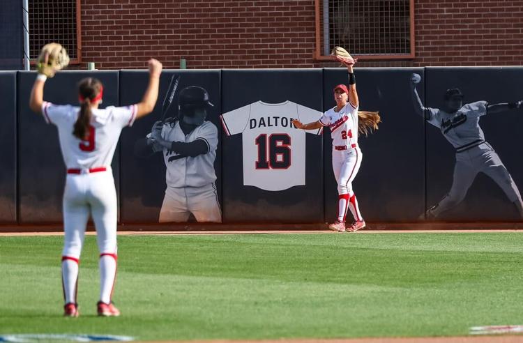 Kaiah Altmeyer's consistency paying off for Arizona softball