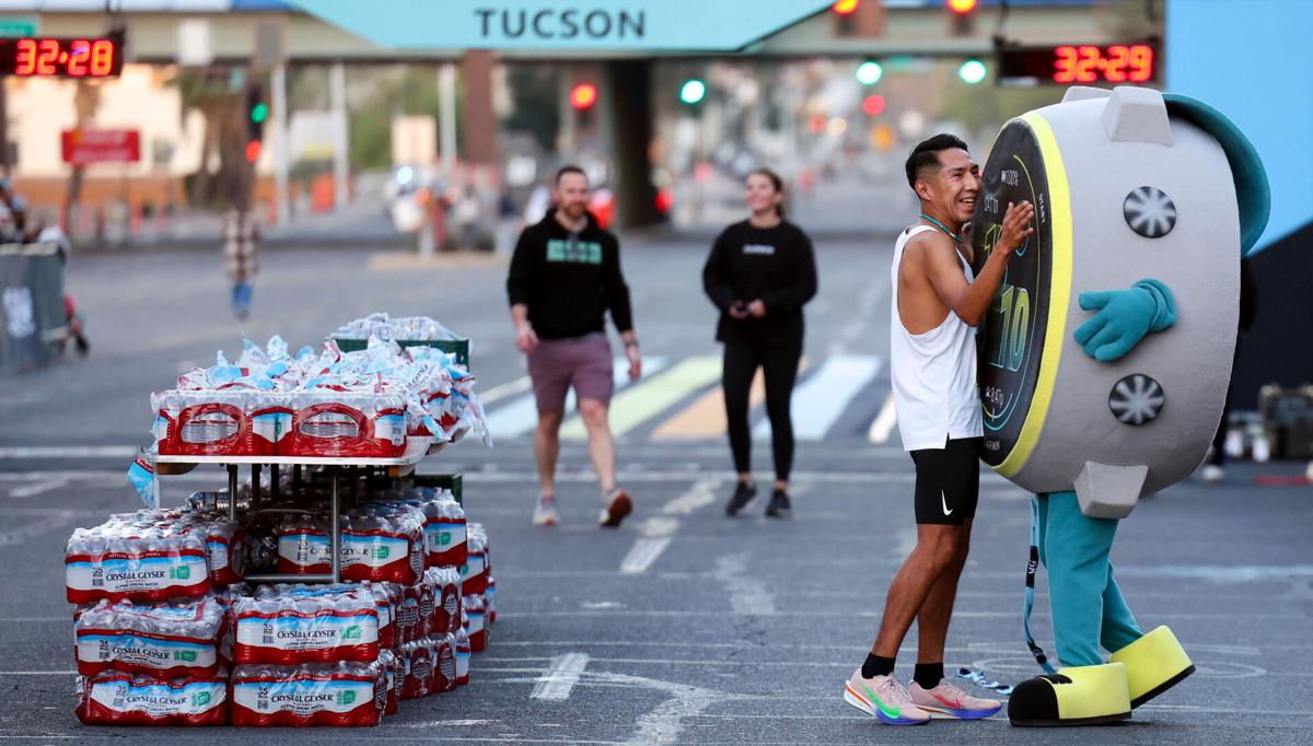 Photos: Inaugural Garmin Marathon Tucson