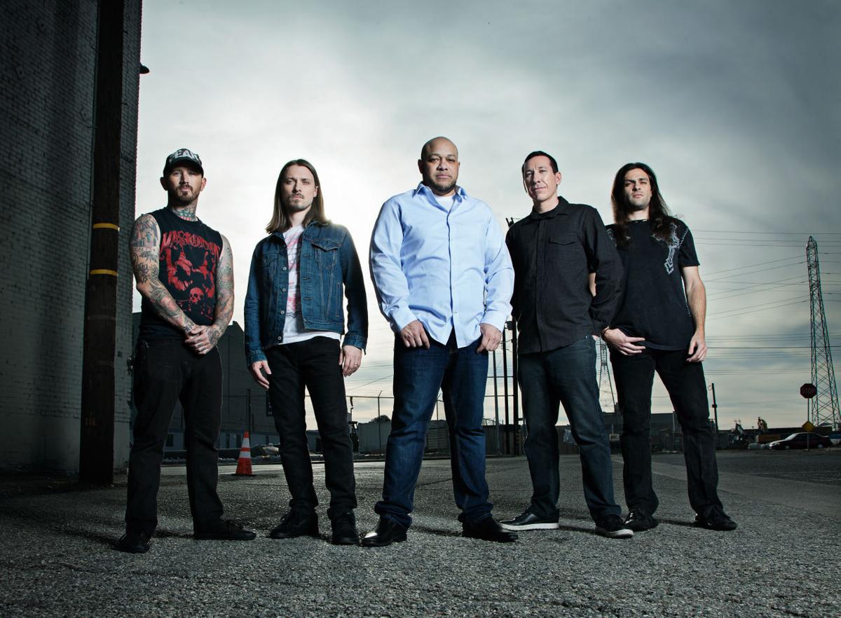 Hard rocker returns to Tucson with new band