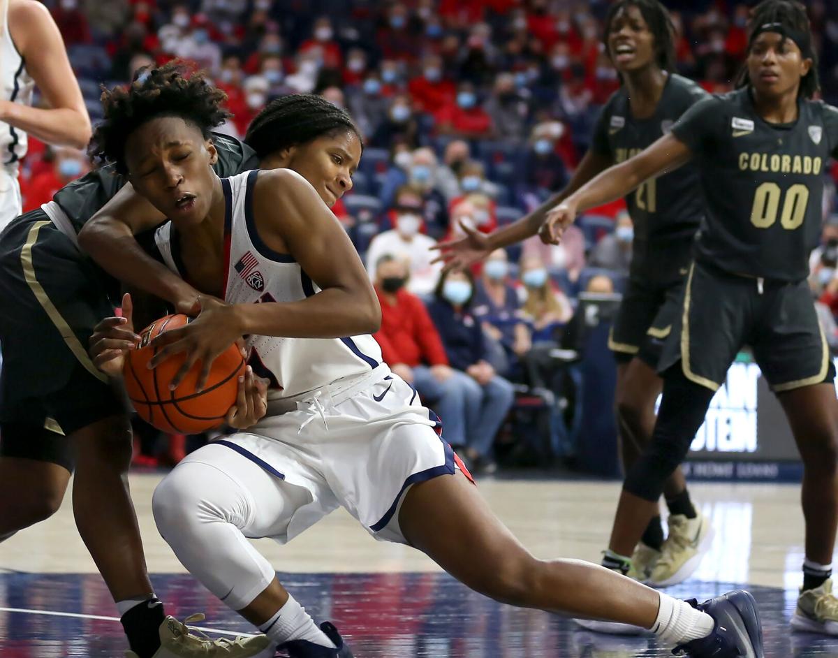 Shaina Pellington and 10th-ranked Wildcats overcome early deficit, race ...