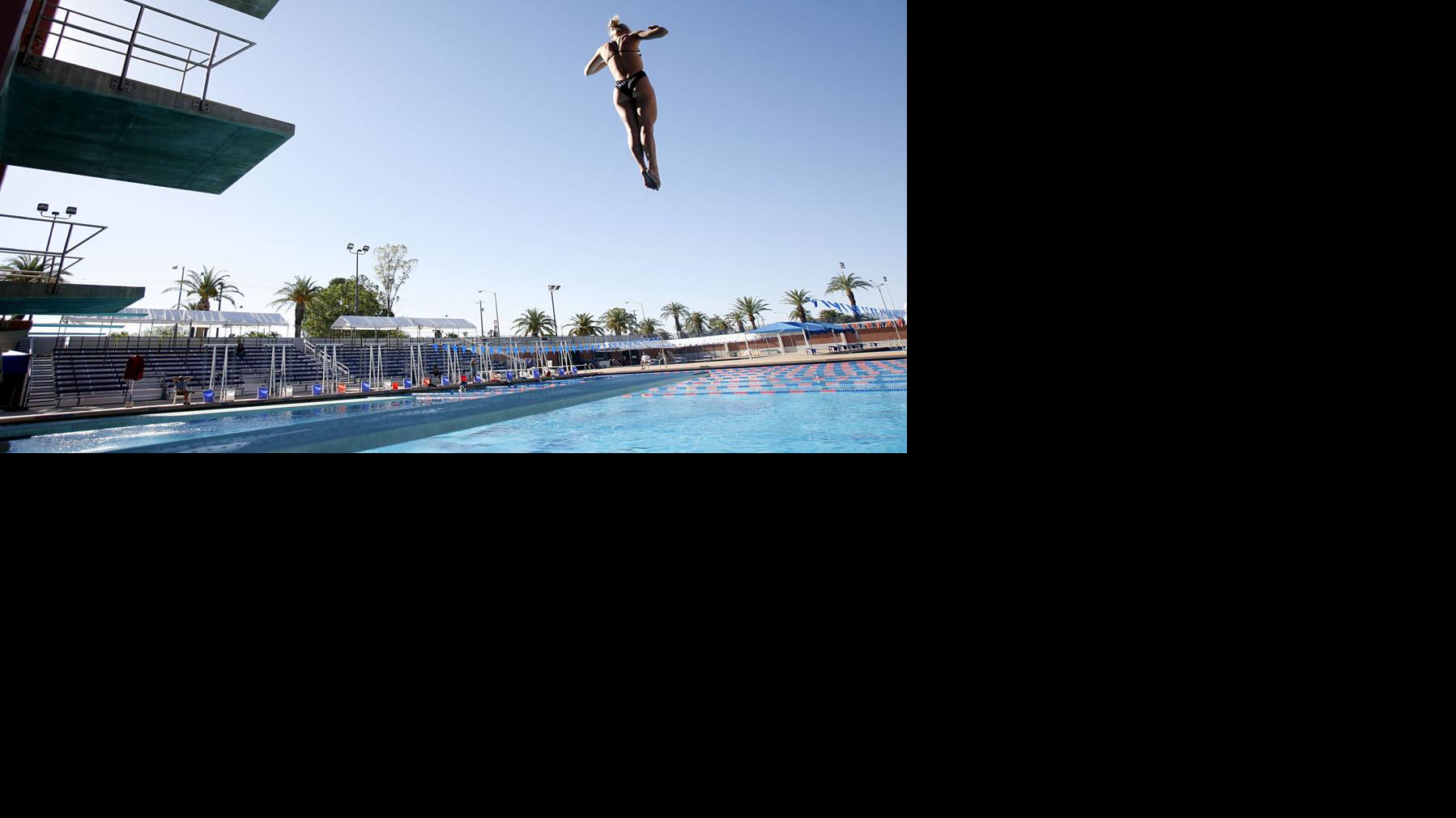 Women's swimming and diving: Samantha Pickens