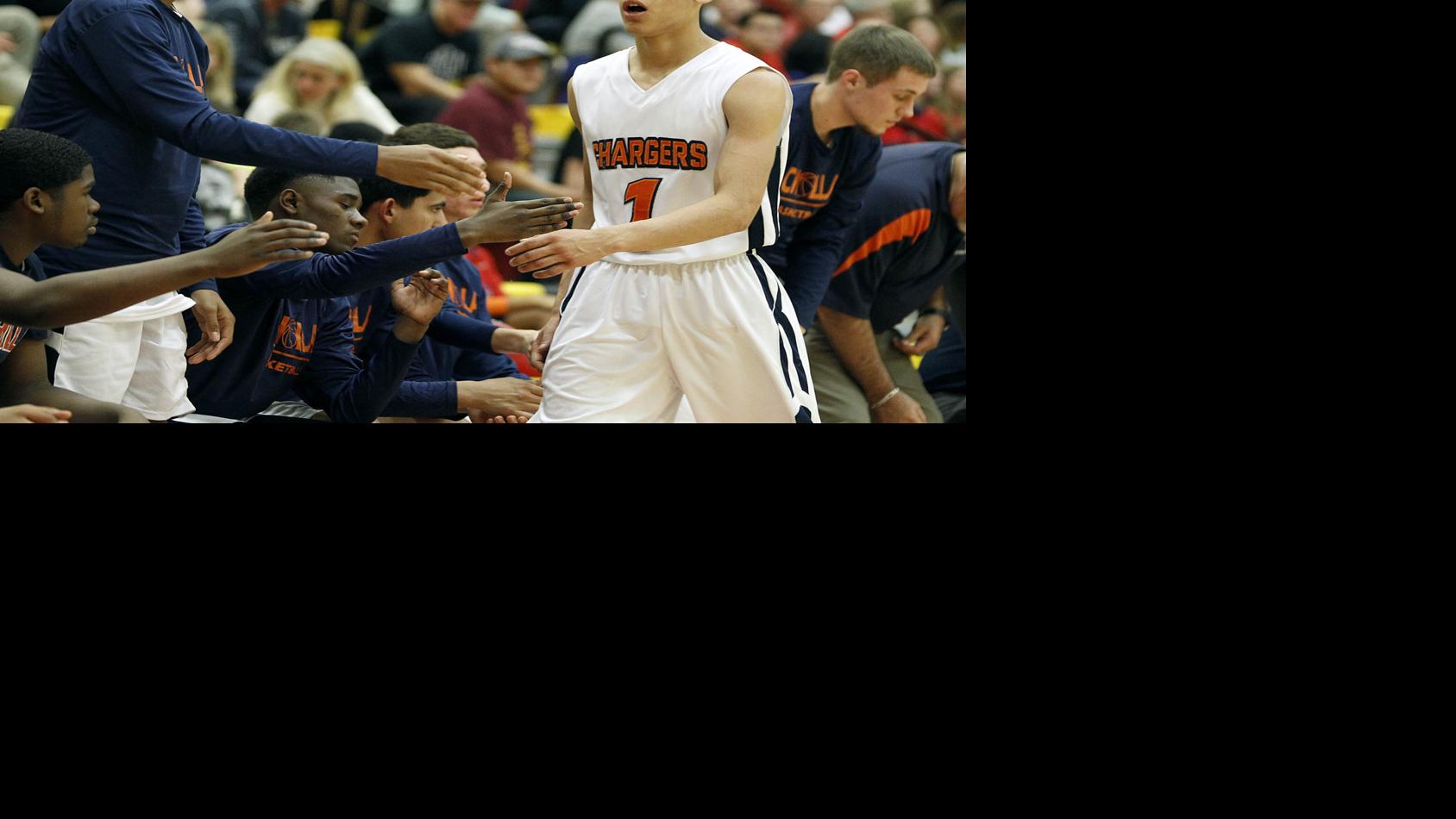 Photos: Cholla vs. Arcadia boys basketball