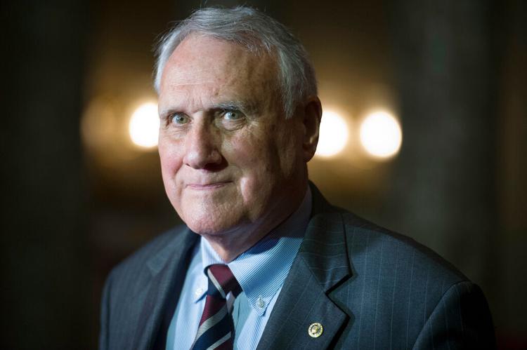 Former Sen. Jon Kyl of Arizona announces dementia diagnosis