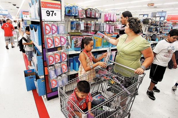 Dan tips para ahorrar en útiles escolares