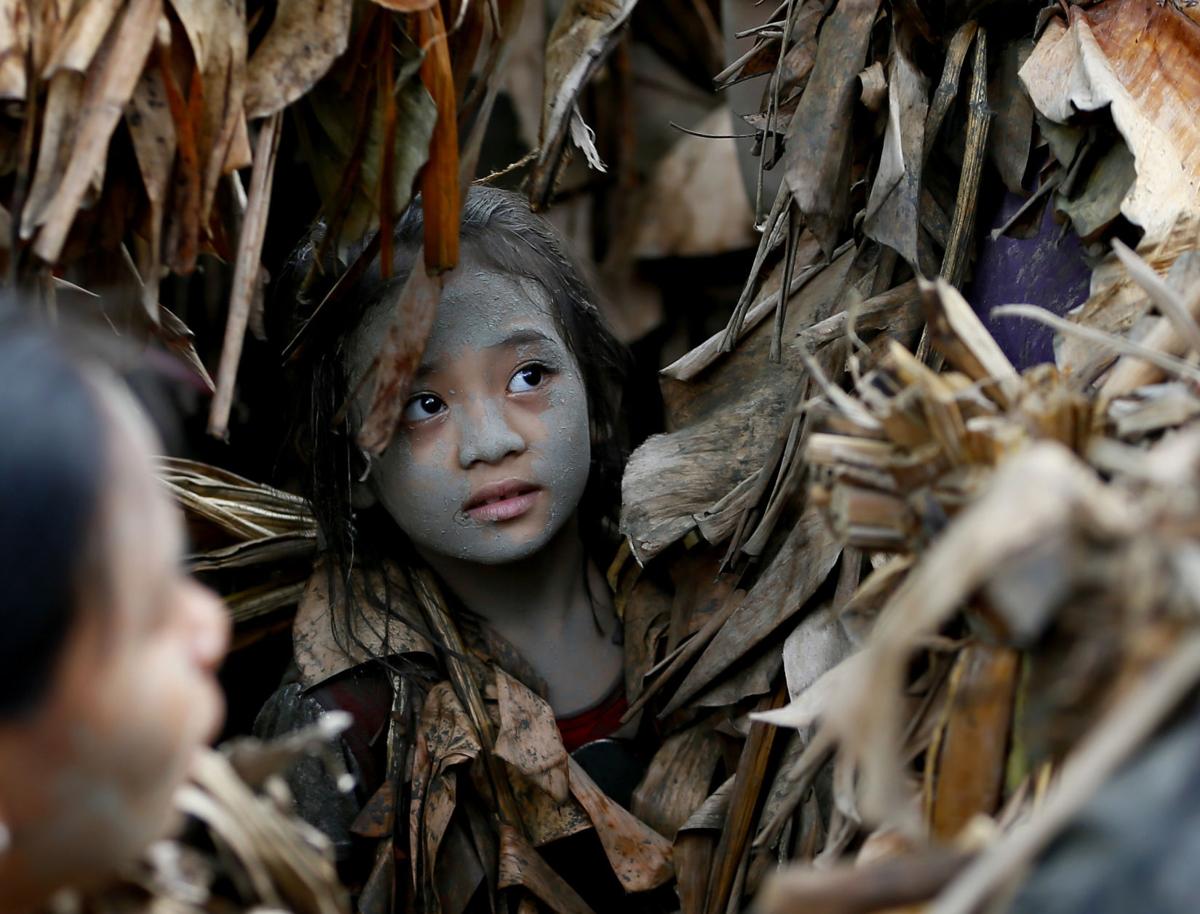 Photos: Filipino 'mud people'