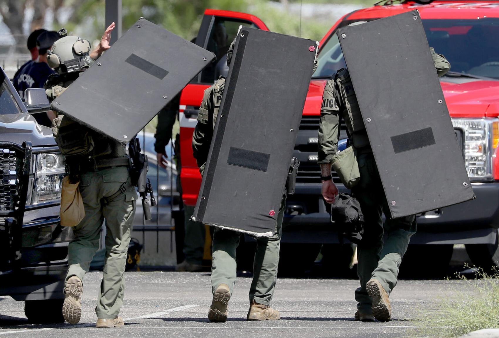Constable, 3 others killed in Tucson eviction