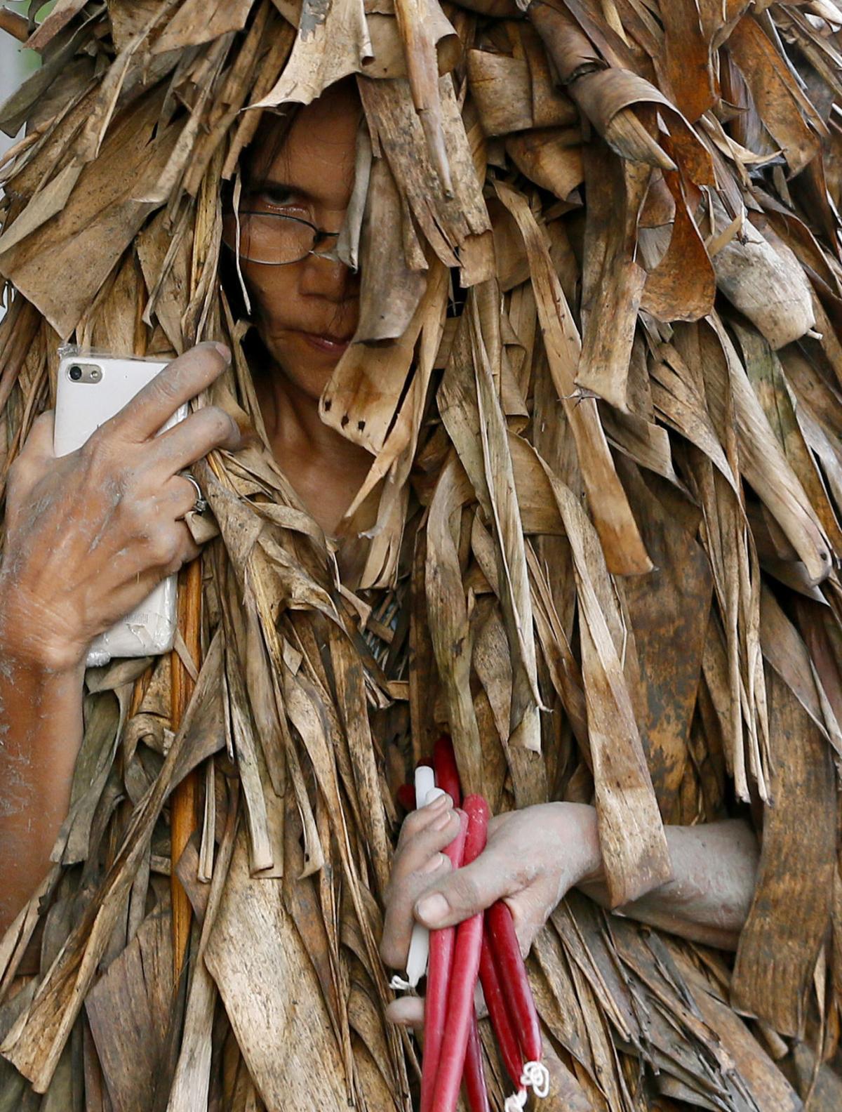 Photos: Filipino 'mud people'