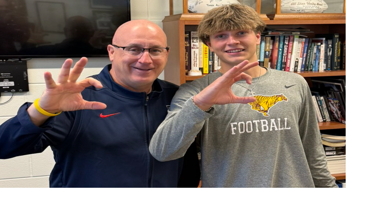 Arizona Wildcats add Texas kicker Ian French to 2026 roster