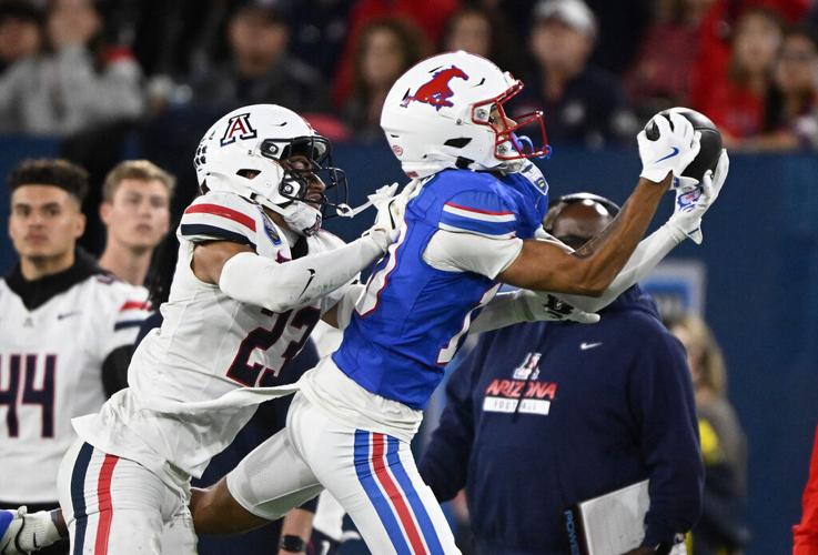 Shorthanded Arizona Wildcats fall to SMU in Holiday Bowl