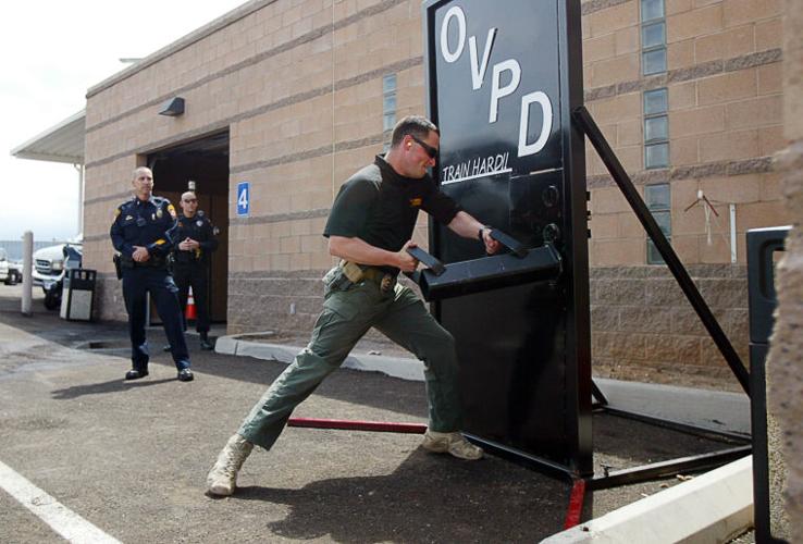 Oro Valley Police Department trains for active shooter scenarios | News ...