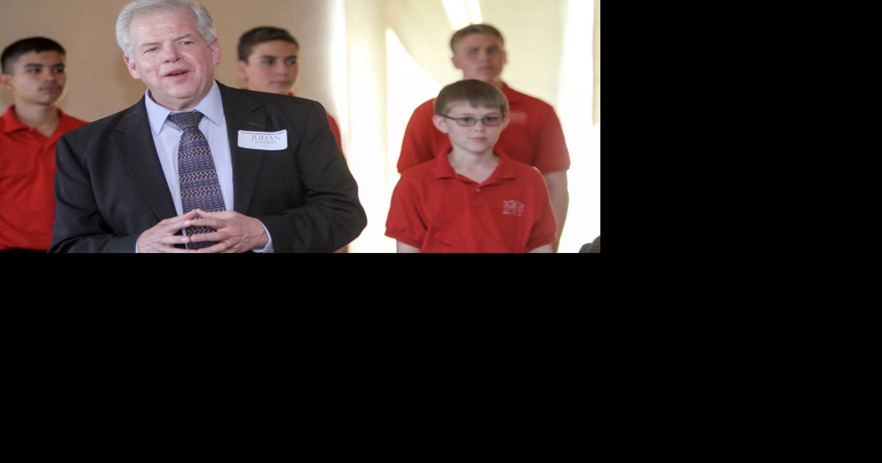 2. Director. LOGAN.jpg | Liven Up | tucsonlocalmedia.com