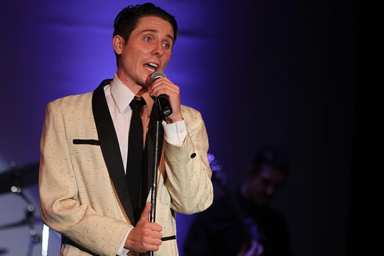 Las Vegas takes over Oro Valley at the music hall | News ...