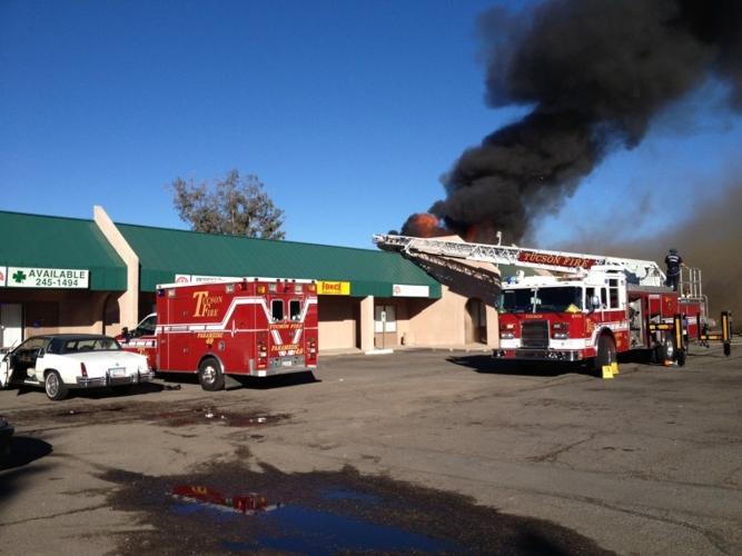 Four-alarm fire in Tucson damages strip mall | News | tucsonlocalmedia.com