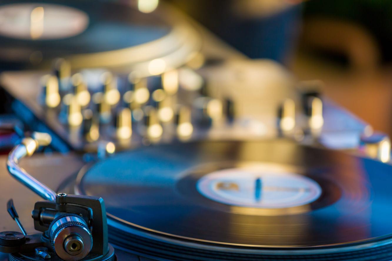 Tucson’s college DJ scene: A pipeline to the music industry | News ...