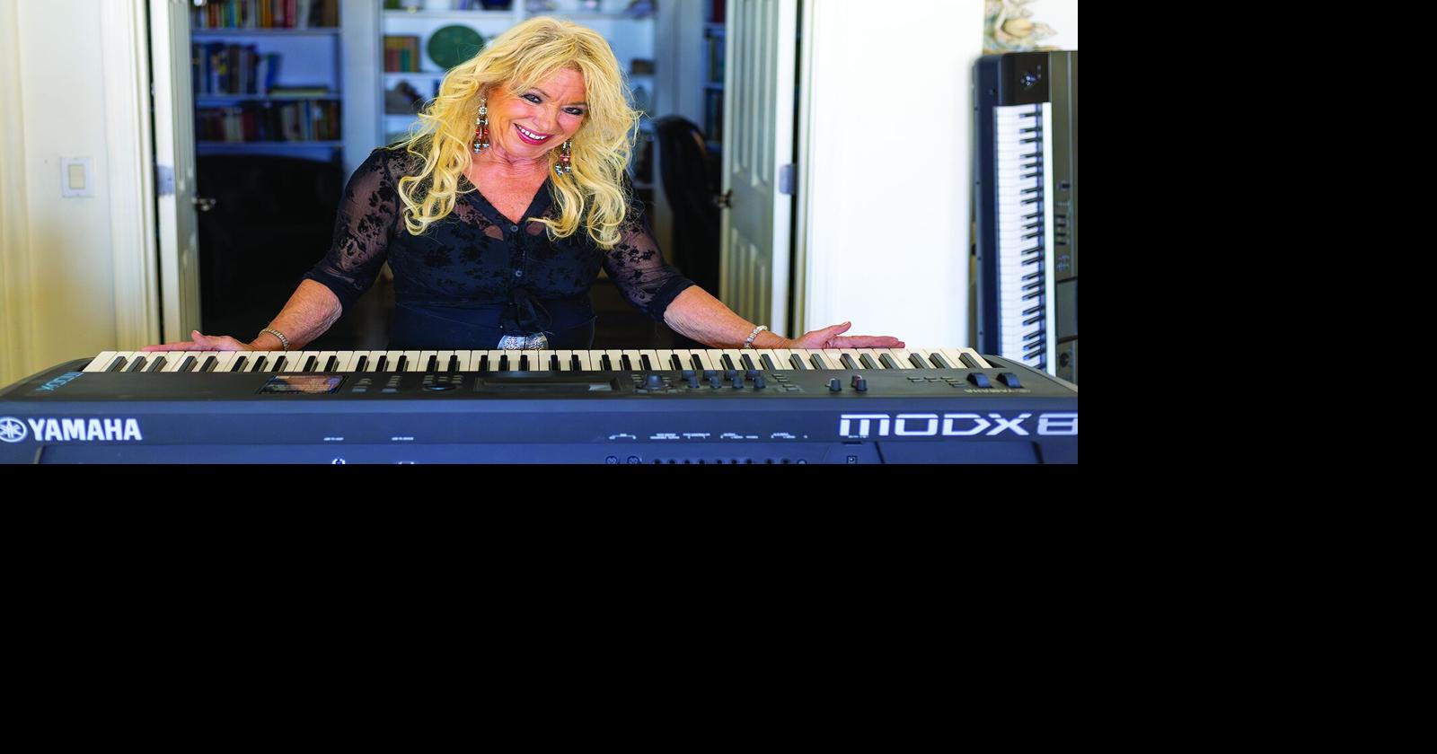 Hitting the Right Notes: Dyan Garris is keyed into the new age scene ...