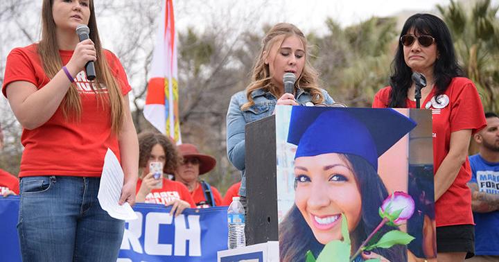 Tucson marches to end gun violence | News | tucsonlocalmedia.com