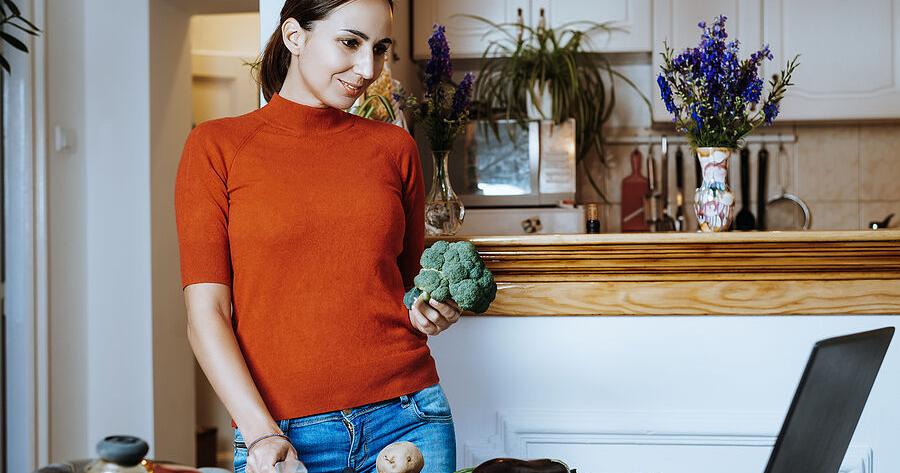 Dining at Home: Local Chef Devon Sanner’s Bang Bang Chicken with ...