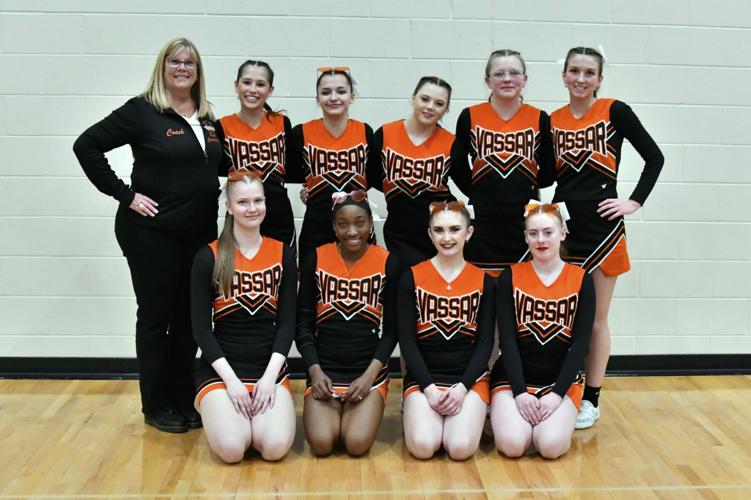 Vassar Cheer Team Closes Out Season | Sports | tuscolatoday.com