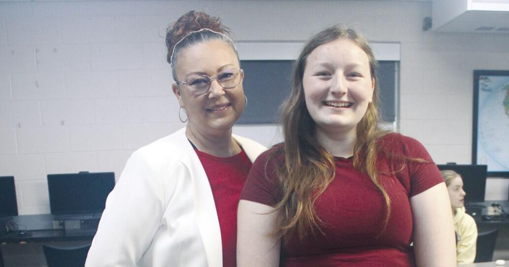 Award-winning Vassar teacher lauds student | News | tuscolatoday.com