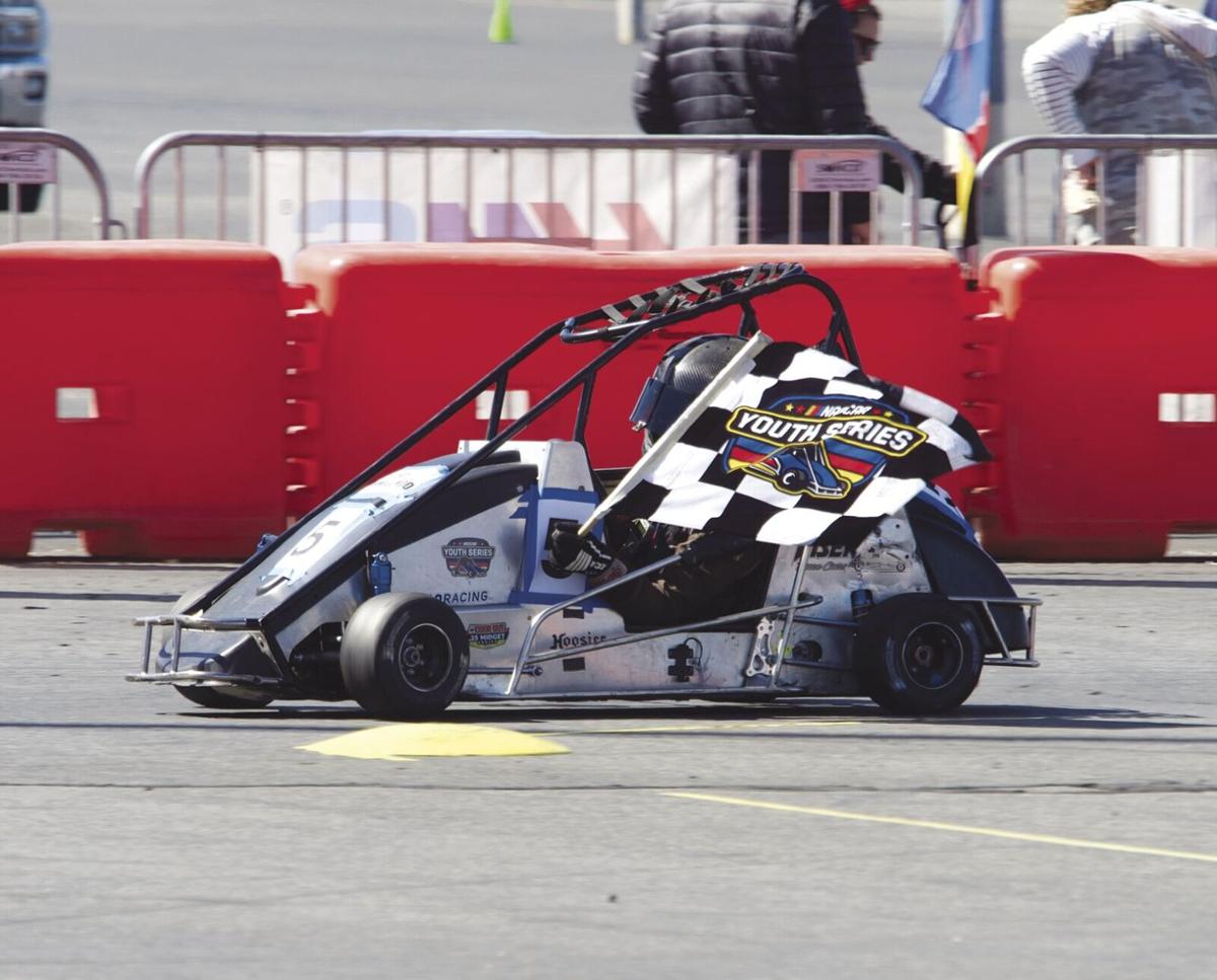 Caro grads’ son shines in midget car racing | Local News | tuscolatoday.com