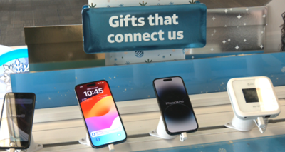 What age should kids get their first cell phone? | Lifestyle ...