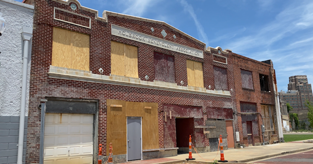 SAVING HISTORY: Holbrook building set to return to its original glory ...