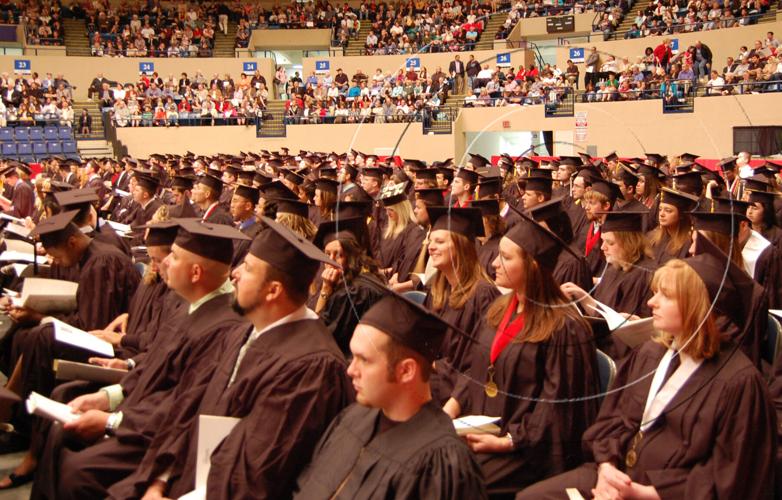 UNO Spring 2010 Commencement | Archives | unothegateway.com
