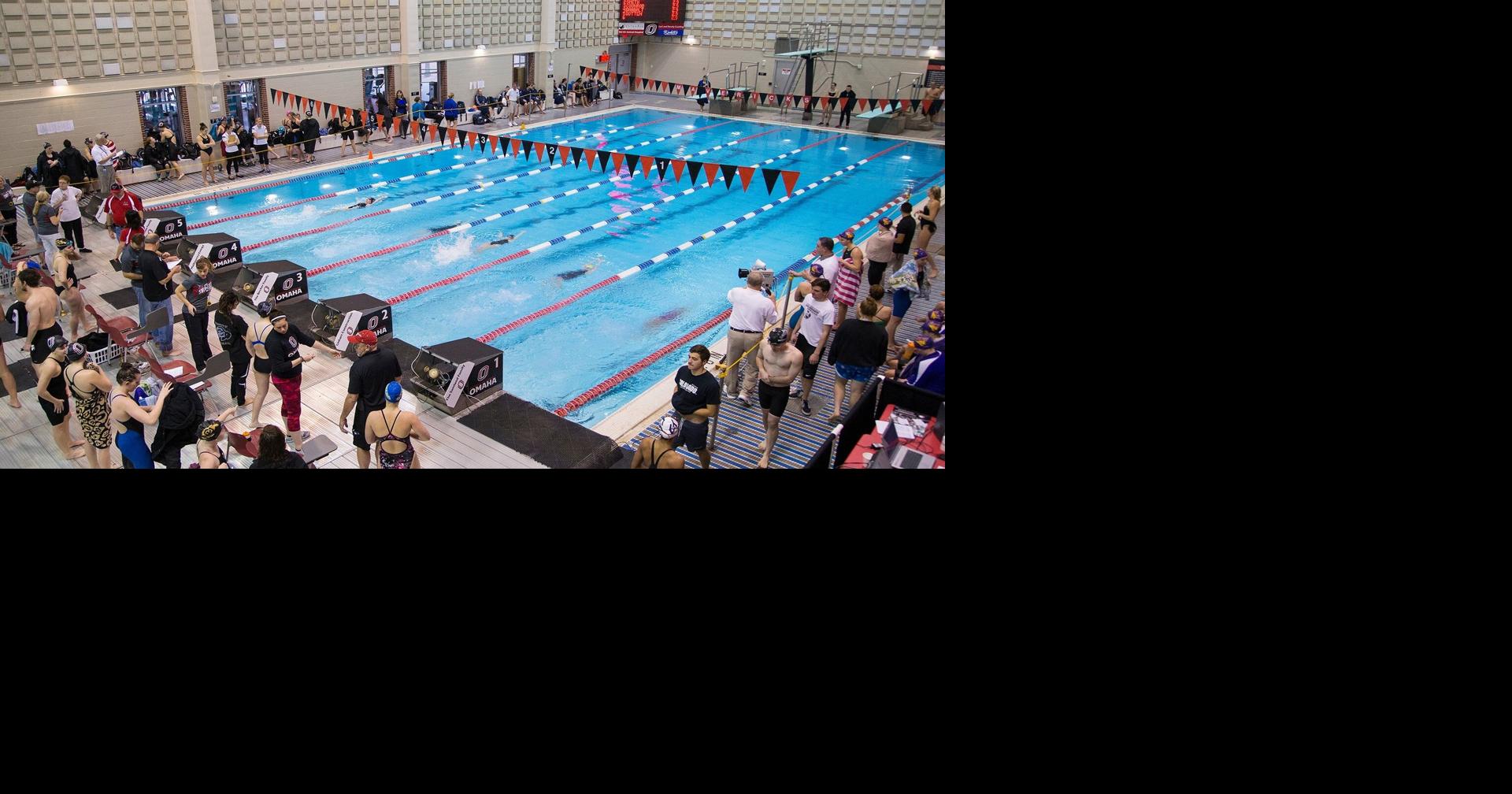 UNO swimming opens season with 2-1 record | Archives | unothegateway.com