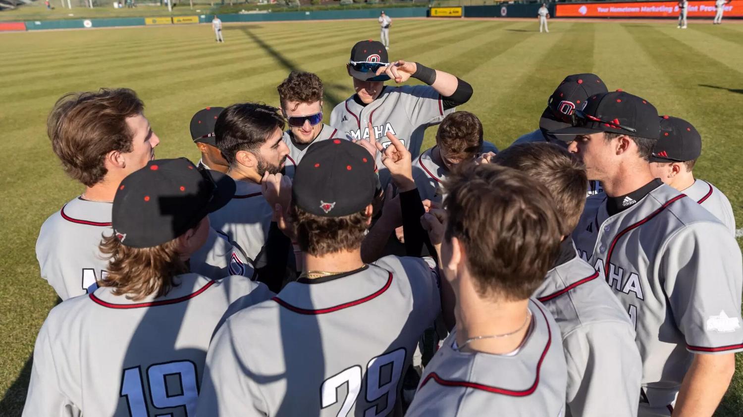 Omaha baseball stuns No. 3 LSU for highest-ranked win in program ...