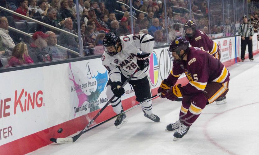 Mavericks Hockey photos: UNO vs. UMD | Archives | unothegateway.com Mavericks Hockey photos: UNO vs. UMD | Archives | unothegateway.com