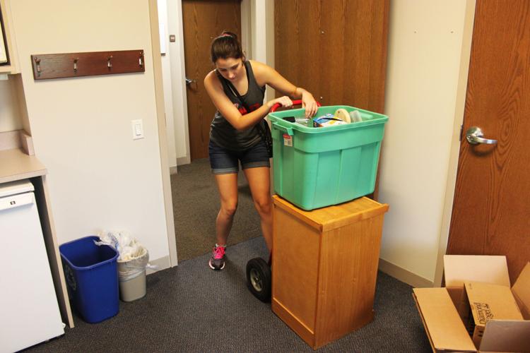 Resident advisors: RA’s help students transition into dorm life ...