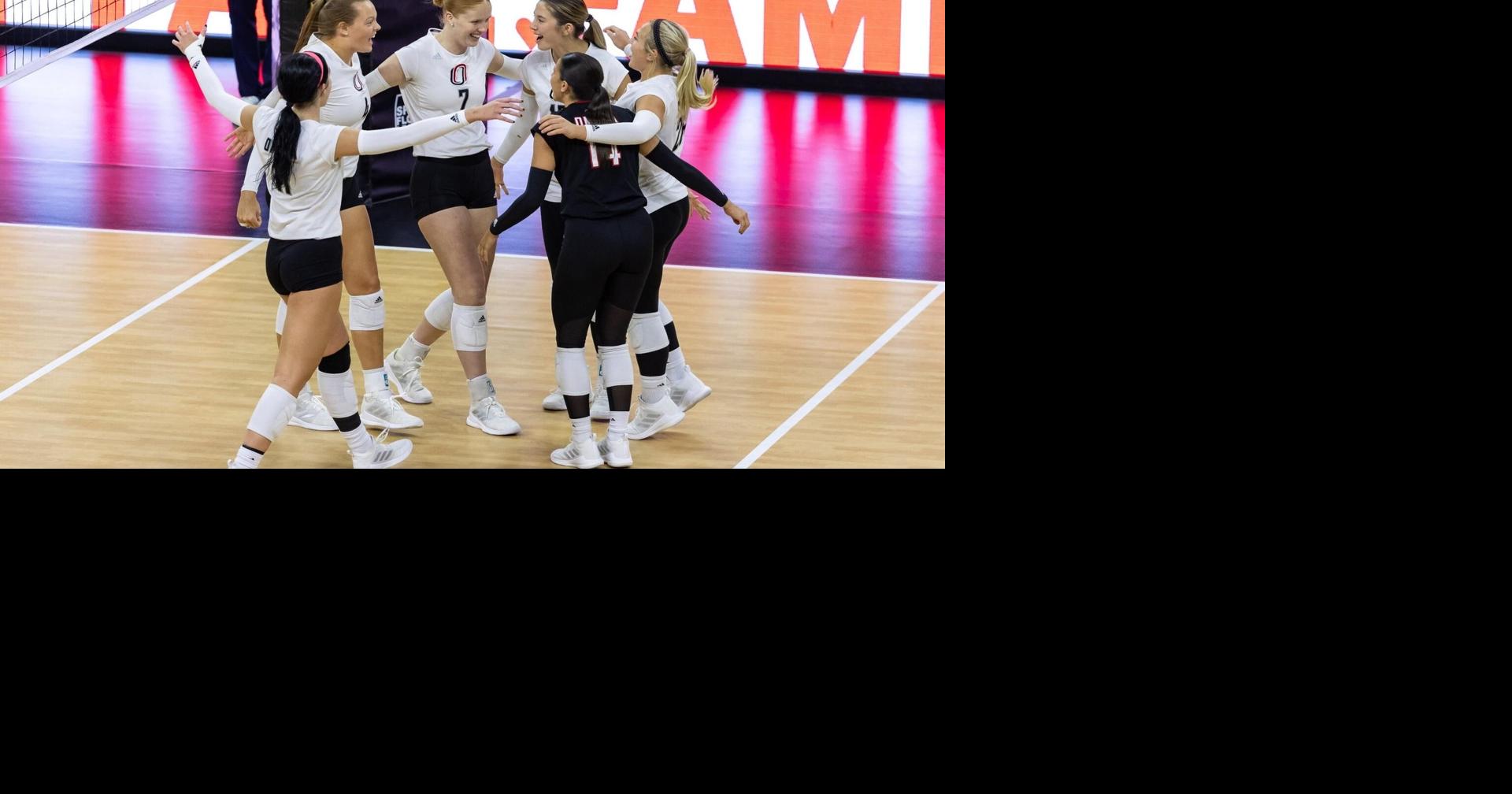 Maverick volleyball dominates Oral Roberts in clean sweep at home ...
