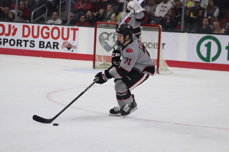 Mavericks swept by Denver on senior night | Hockey | unothegateway.com