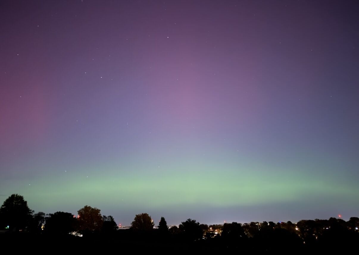 Aurora borealis light up Omaha sky, may return tonight | News ...