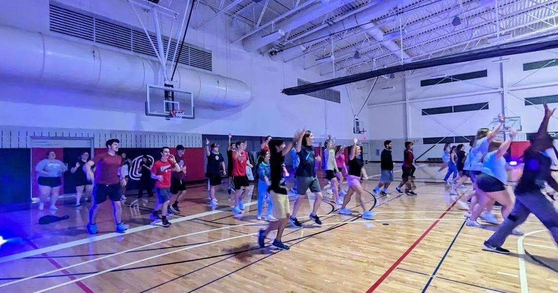 Mav Rec Night brings students together for fun and fitness | University ...