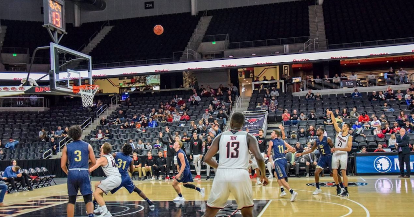 Men’s basketball establishes early dominance in Summit League ...