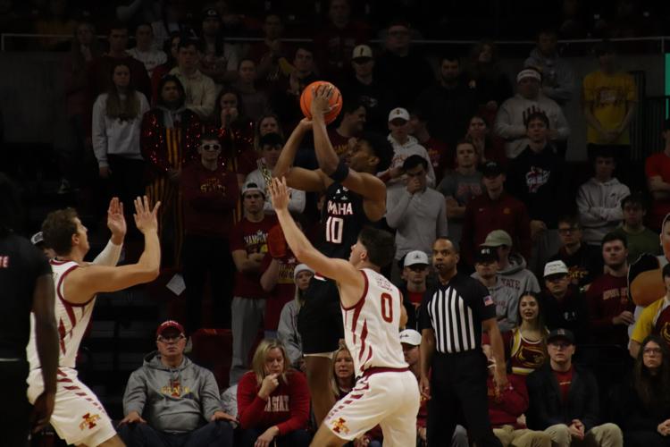 Omaha basketball can't hang with top-five opponent despite strong start ...