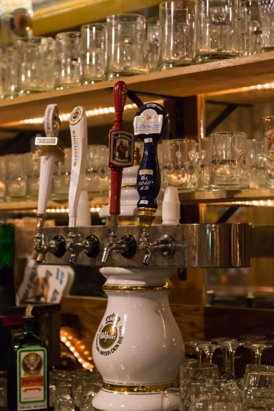 Local Bar to Hold 12th Annual Oktoberfest | Culture | unothegateway.com
