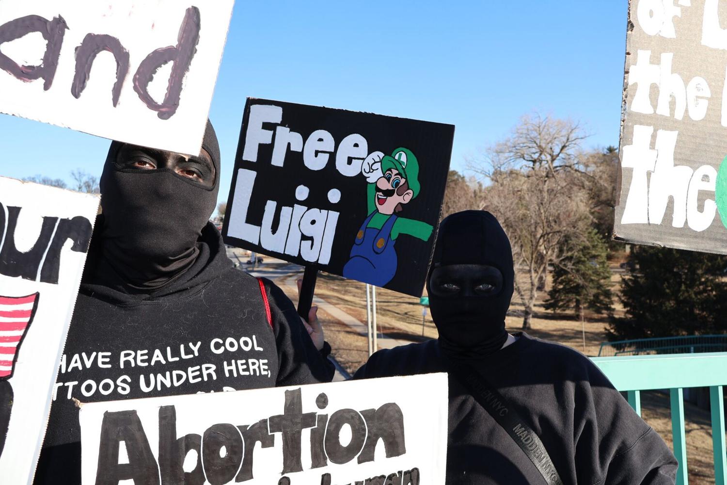 Omaha protestors use UNO, surrounding area to rally against Trump ...
