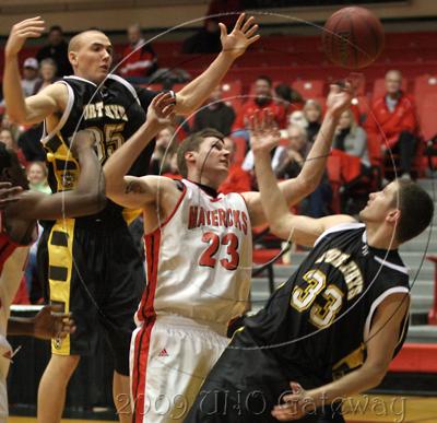 Tough home loss for men’s basketball after series of wins | Archives ...