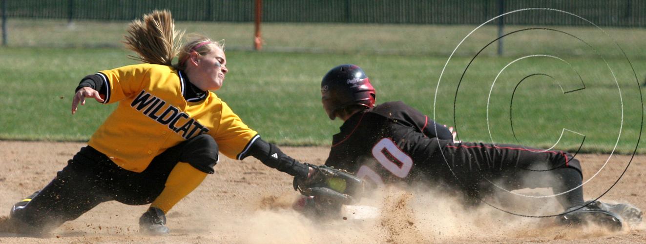 Softball sweeps series from Wayne State, fights cold weather | Archives ...